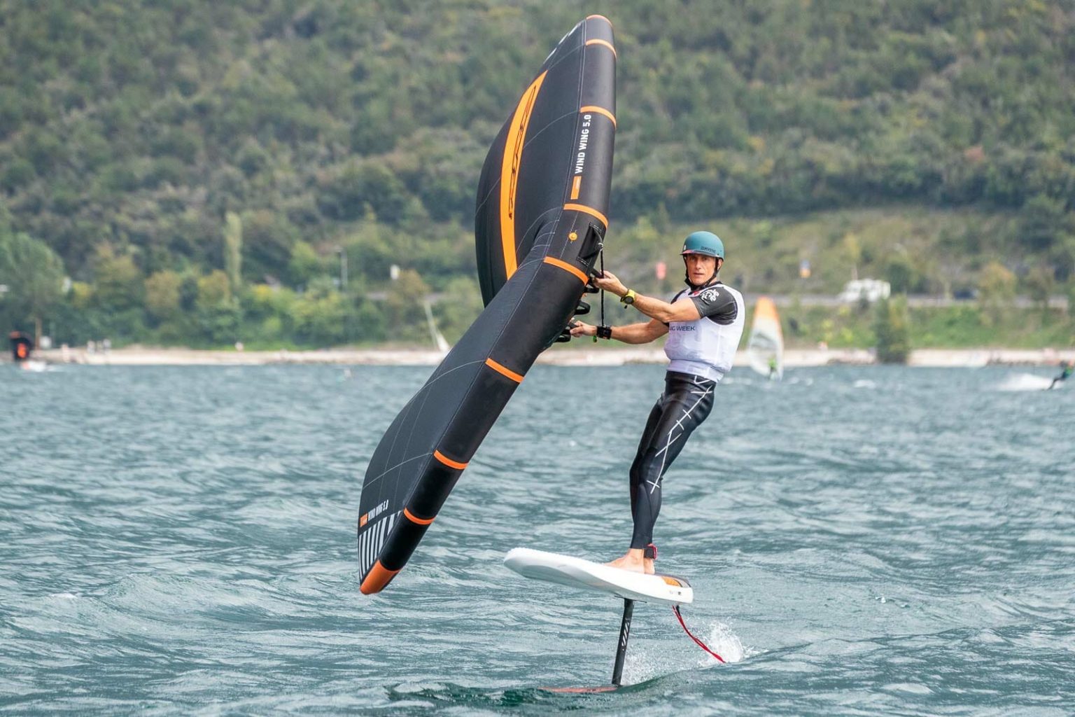 Wing Surf/Wing Foil: La guida definitiva - canoakayak